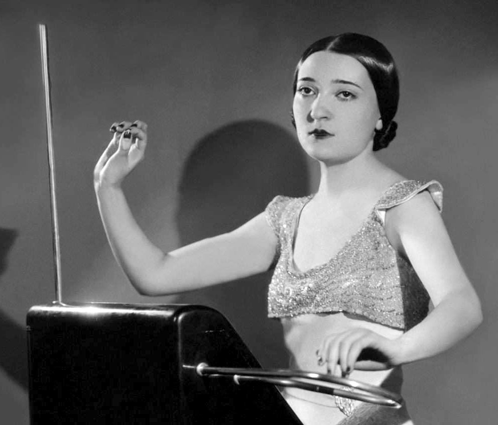 The Impact of the Moog Theremin: A Brief History – Alto Music